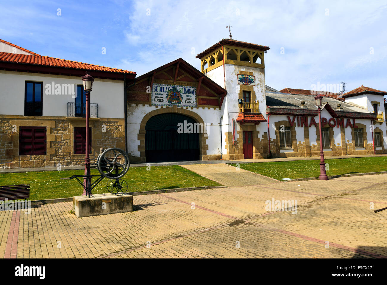 Haro bodegas hi-res stock photography and images - Alamy