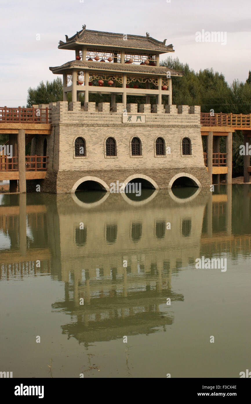 Fort on river crossing on Great Wall of China Stock Photo - Alamy