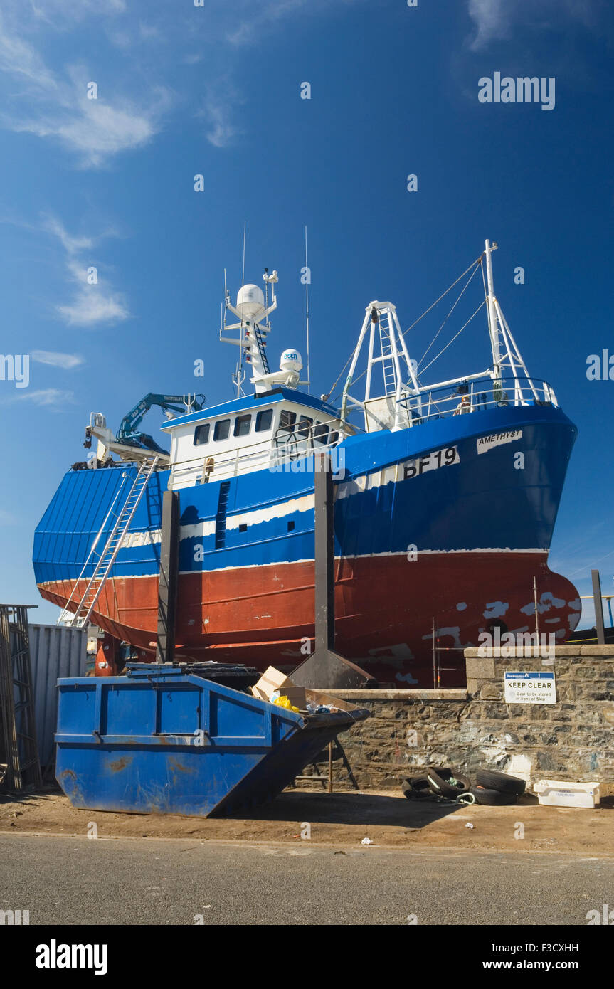 Fishing trawlers peterhead hi-res stock photography and images - Alamy