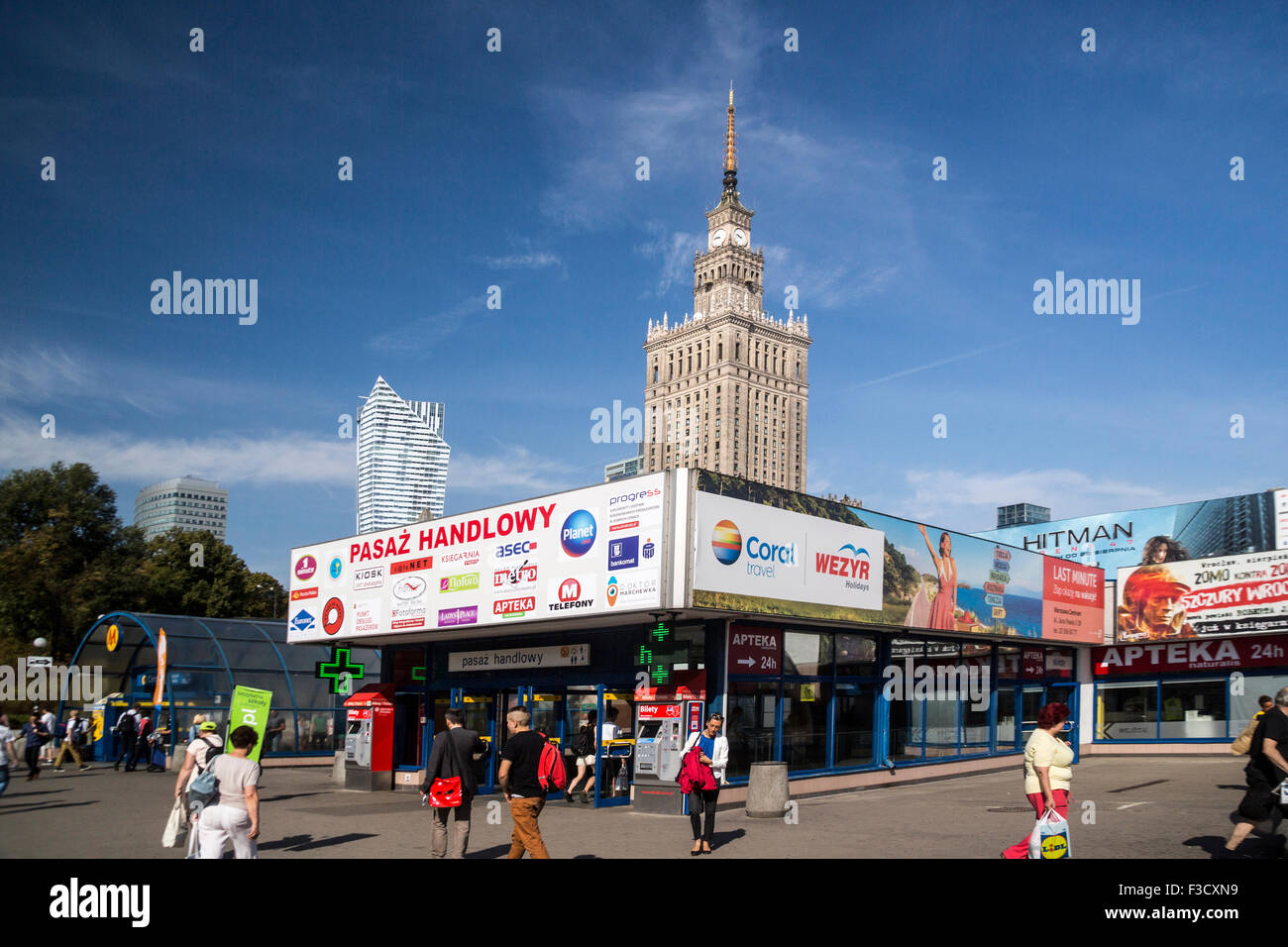 Downtown Warsaw with former Soviet palace of Culture and other ...