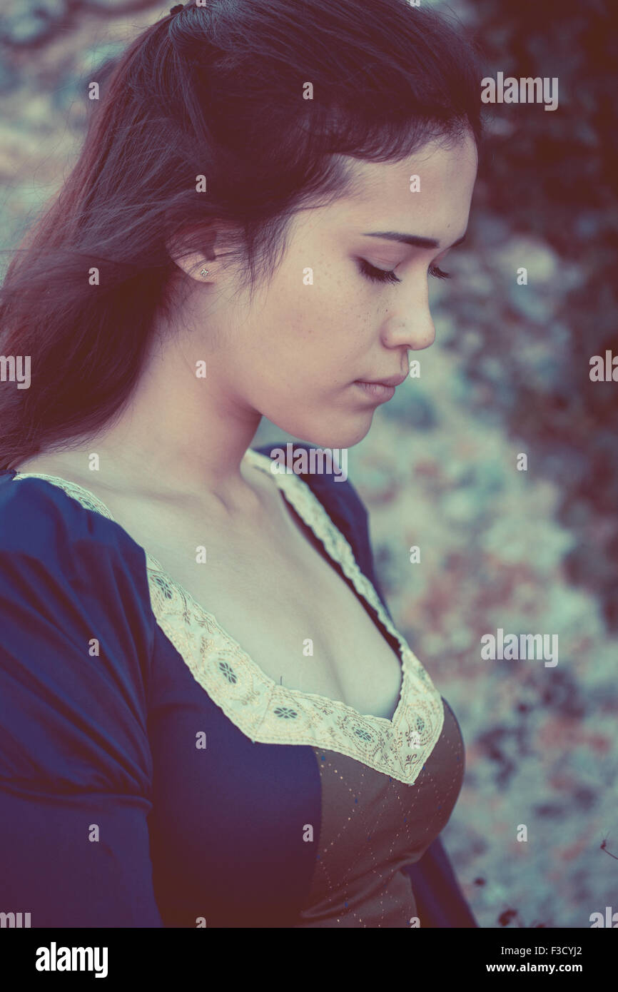 Beautiful medieval woman Stock Photo - Alamy