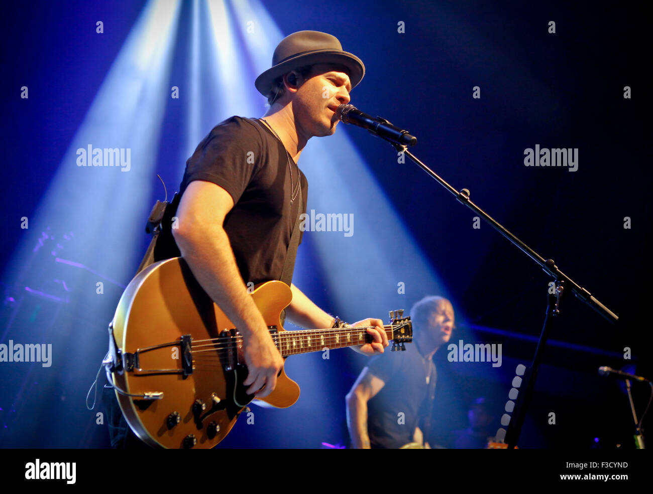 London. UK. Jason Wade of Lifehouse performing live at the O2 Shepherd ...