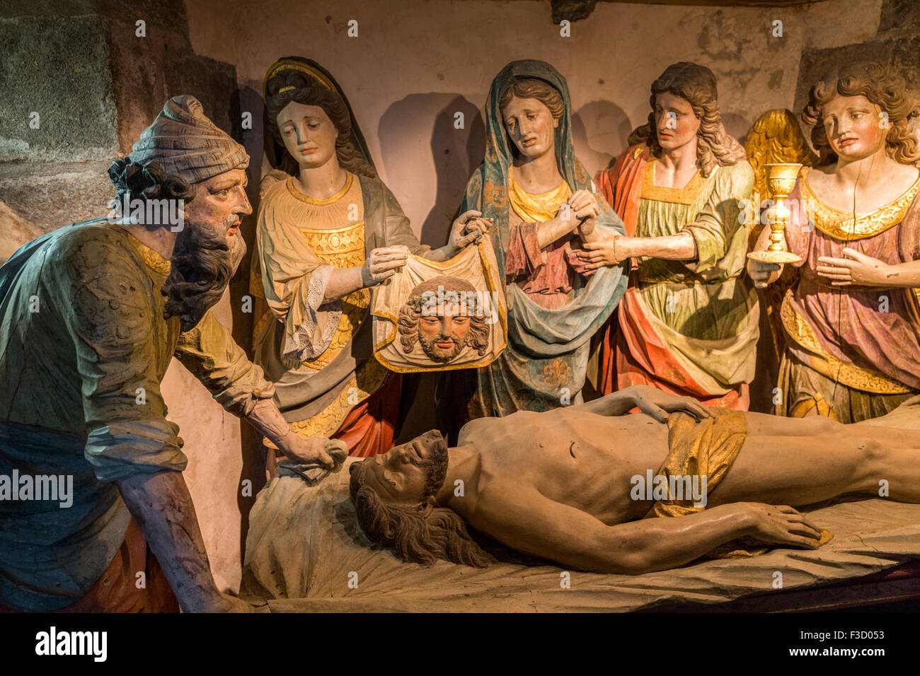 Sculpture Grave Scenery of Jesus after crucifixion Crypta Bone house ...