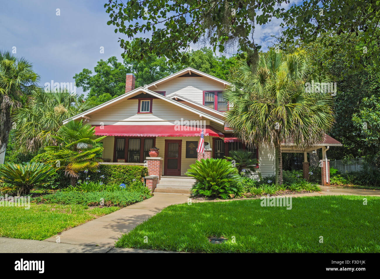 Old Florida Cracker home converted into an architect's offices in the ...