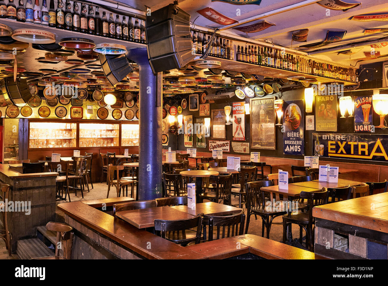 Delirium cafe and brussels hi-res stock photography and images - Alamy