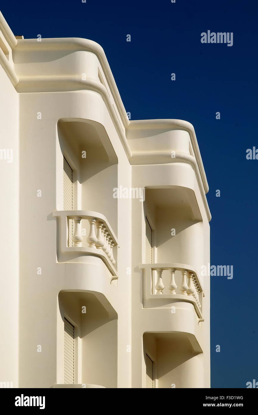 White mediterranean building hi-res stock photography and images - Alamy
