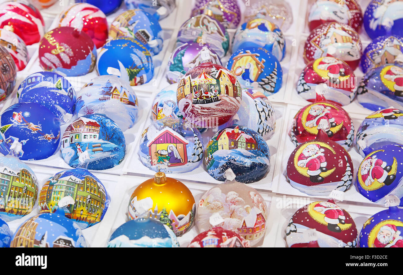 Colorful Christmas market in Strasbourg, Alsace, France Stock Photo - Alamy