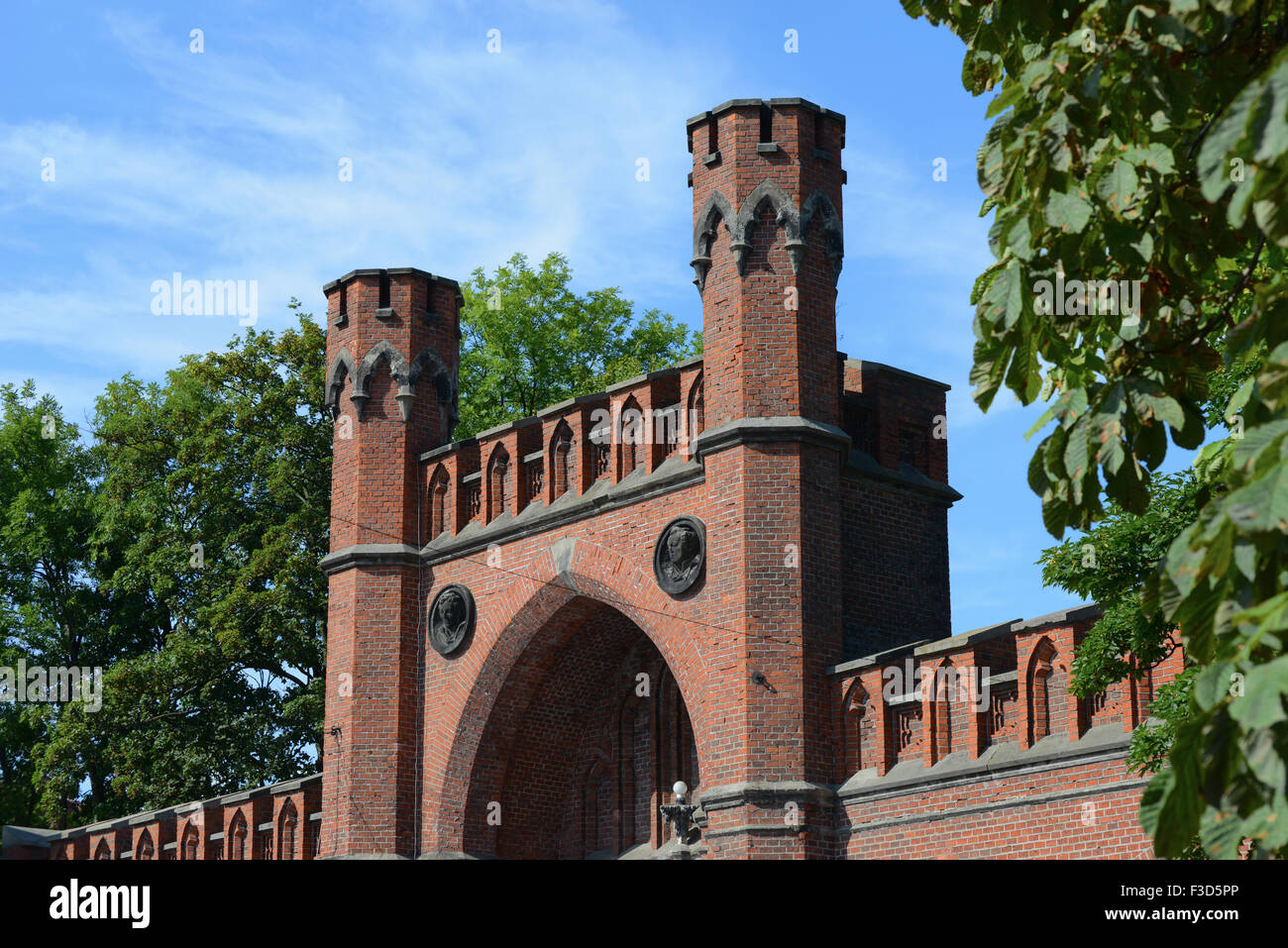 KALININGRAD, RUSSIA - SEPTEMBER 3, 2015: Rossgarten Gate - is one of ...