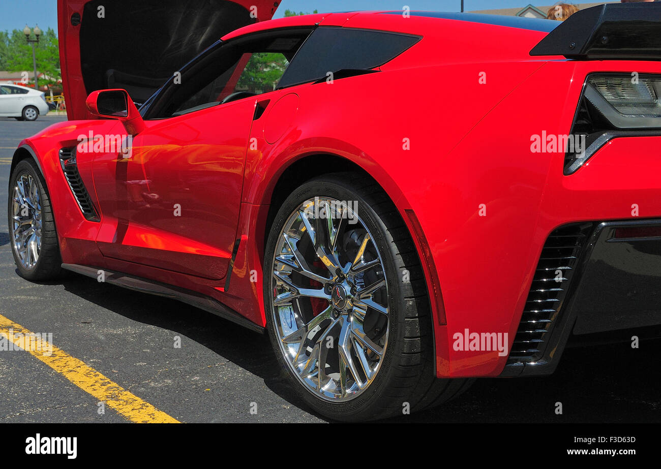 2022 Corvette Red With Chrome Wheels