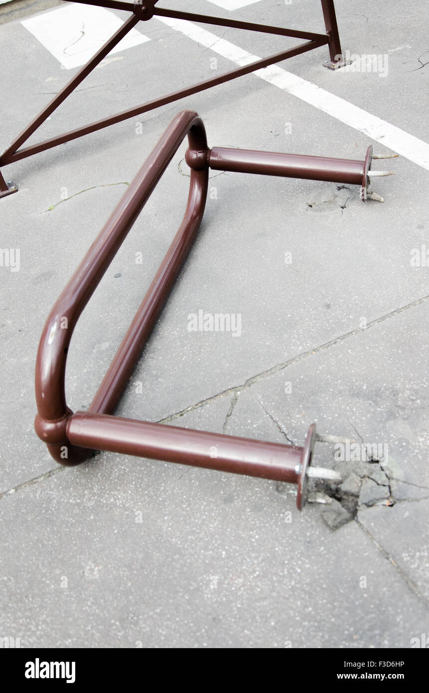 Outside vandalism of a public property in the street Stock Photo - Alamy