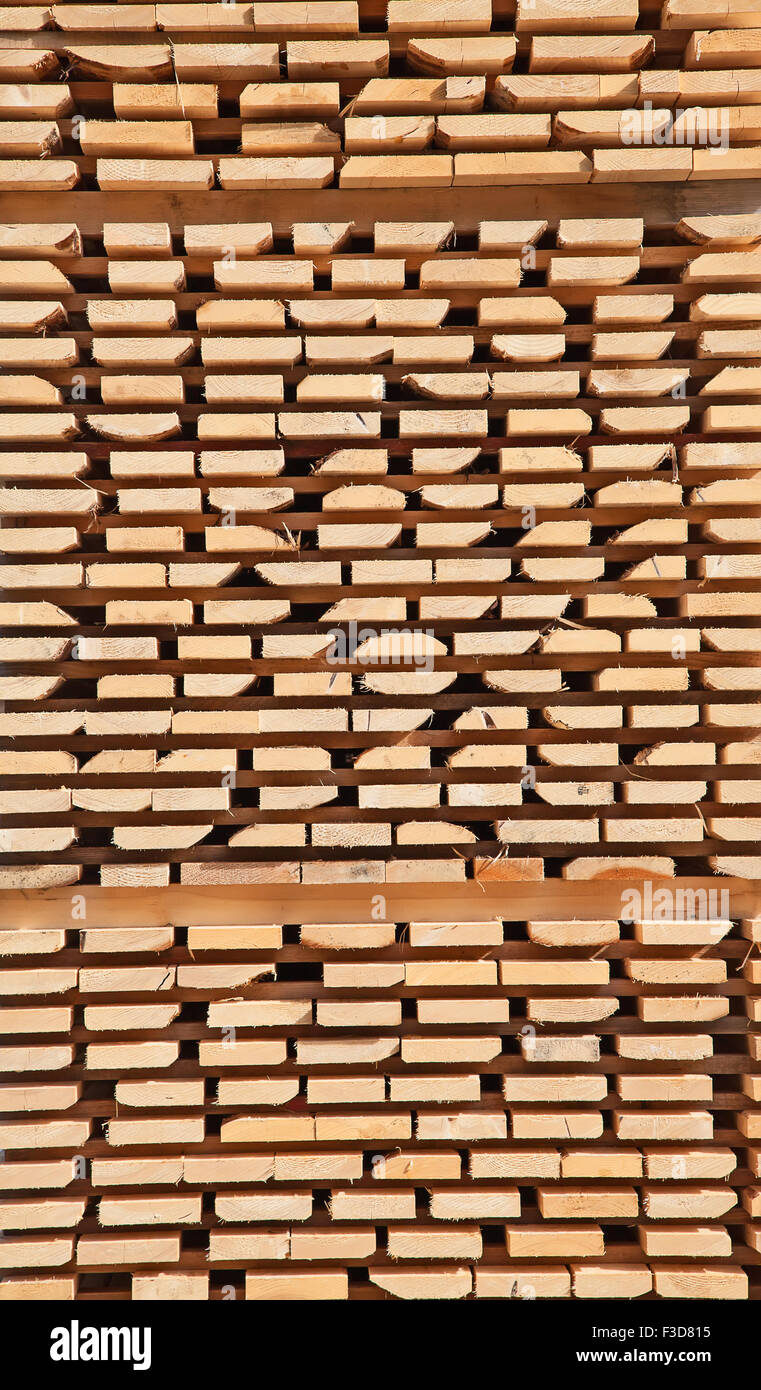 Stack of new wooden studs at the lumber yard Stock Photo - Alamy