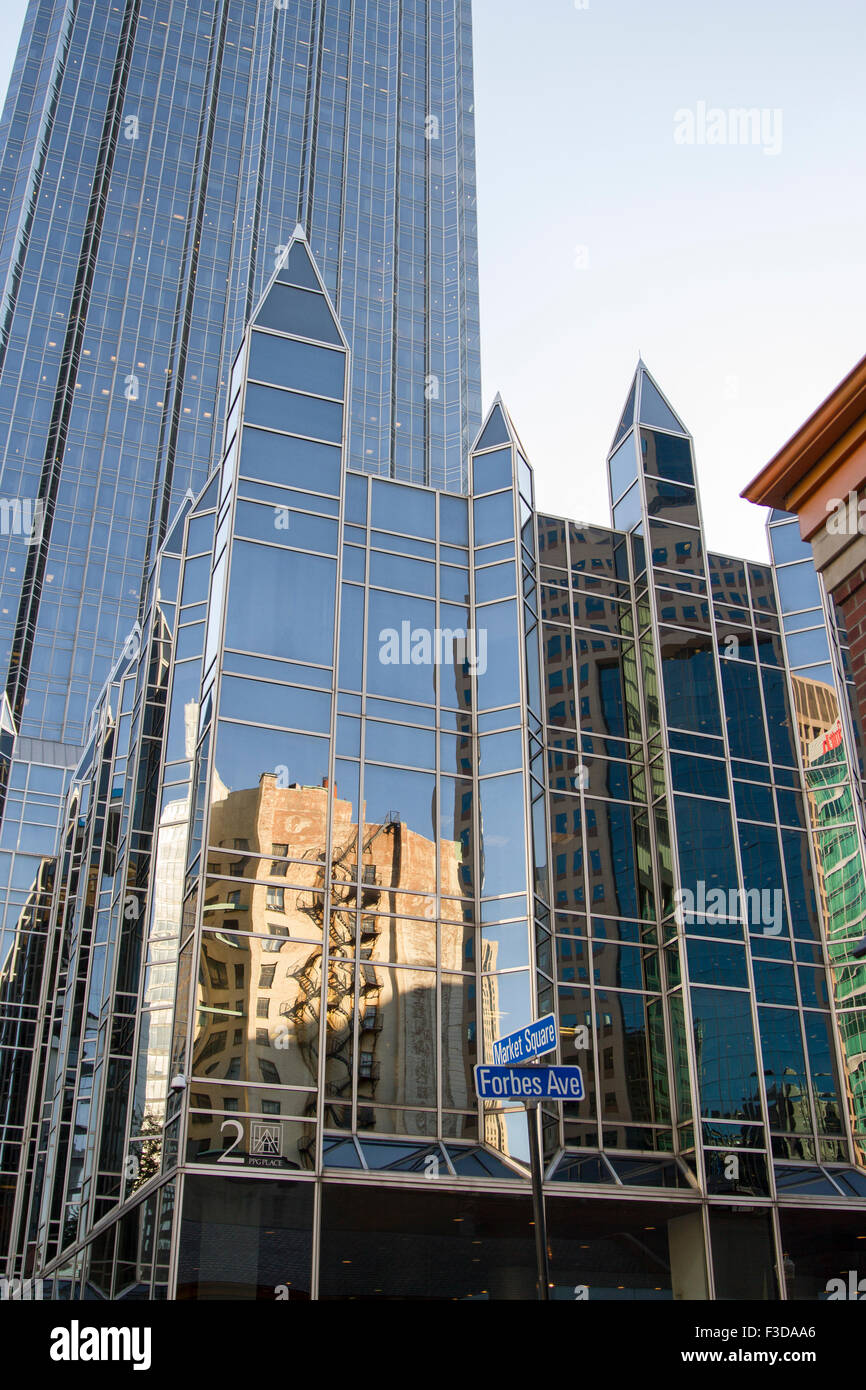 Downtown ppg place hi-res stock photography and images - Alamy