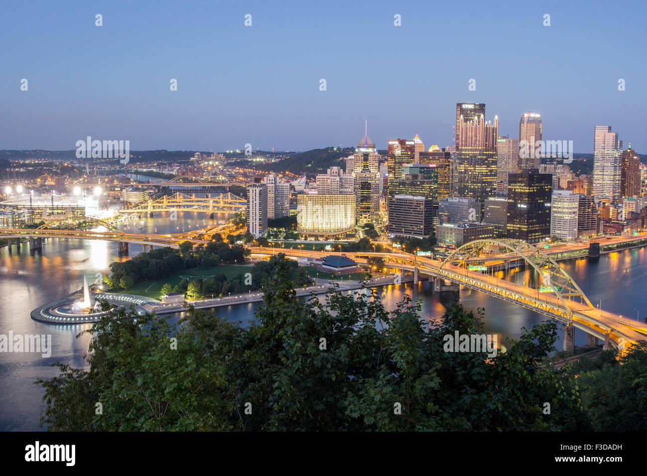 Pittsburgh & Point Park Stock Photo - Alamy