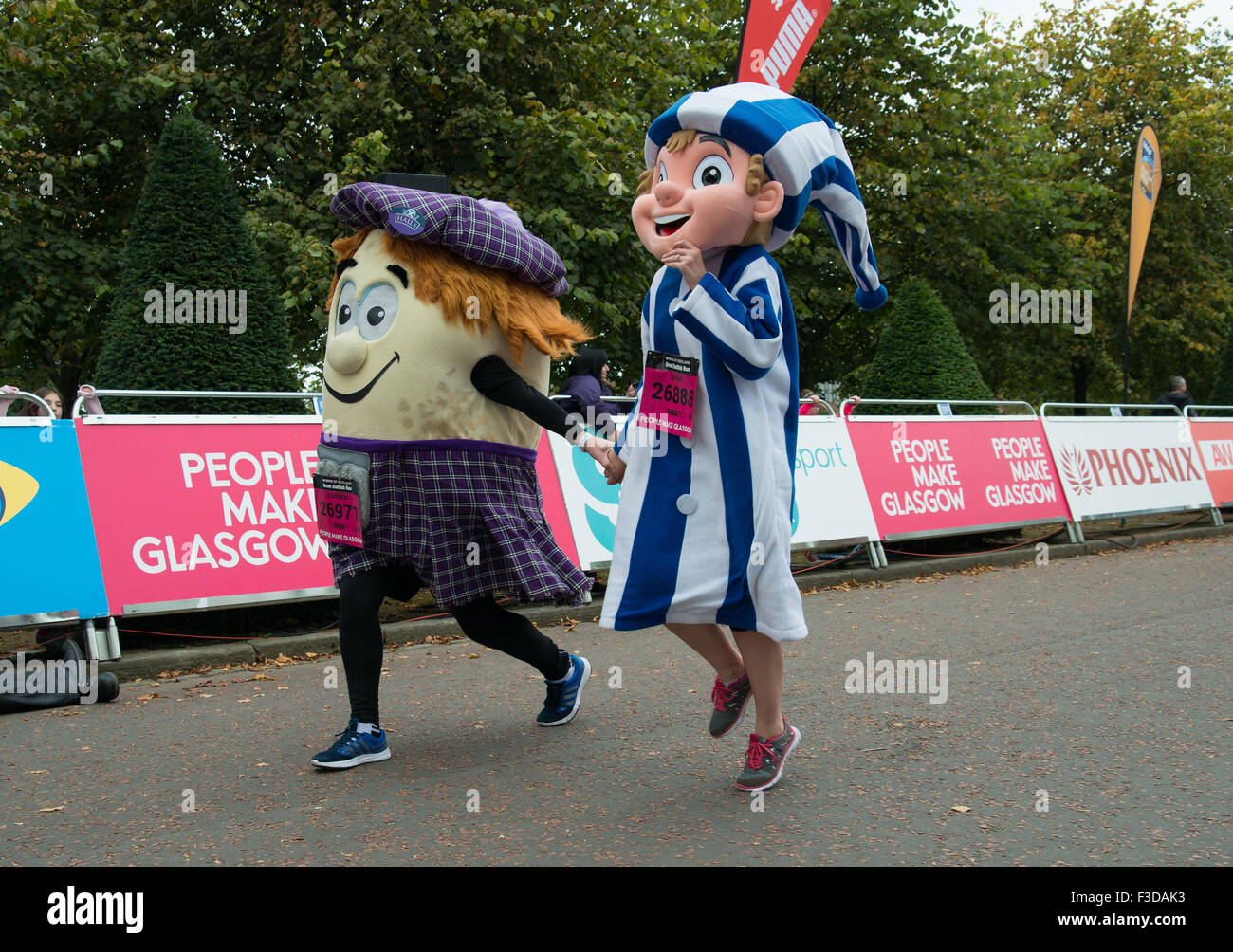 Scottish runners hi-res stock photography and images - Alamy
