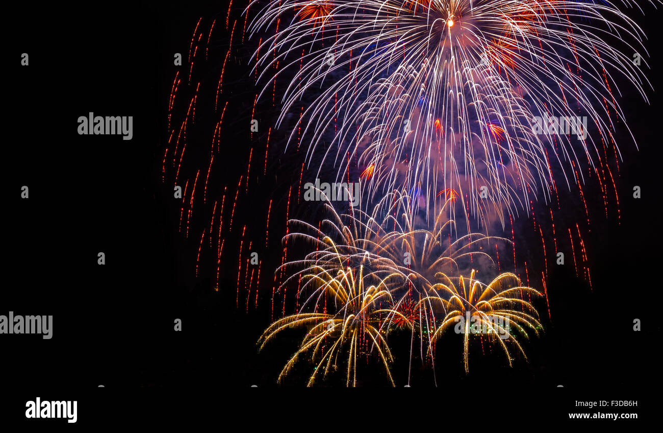 Explosion independence day hi-res stock photography and images - Alamy