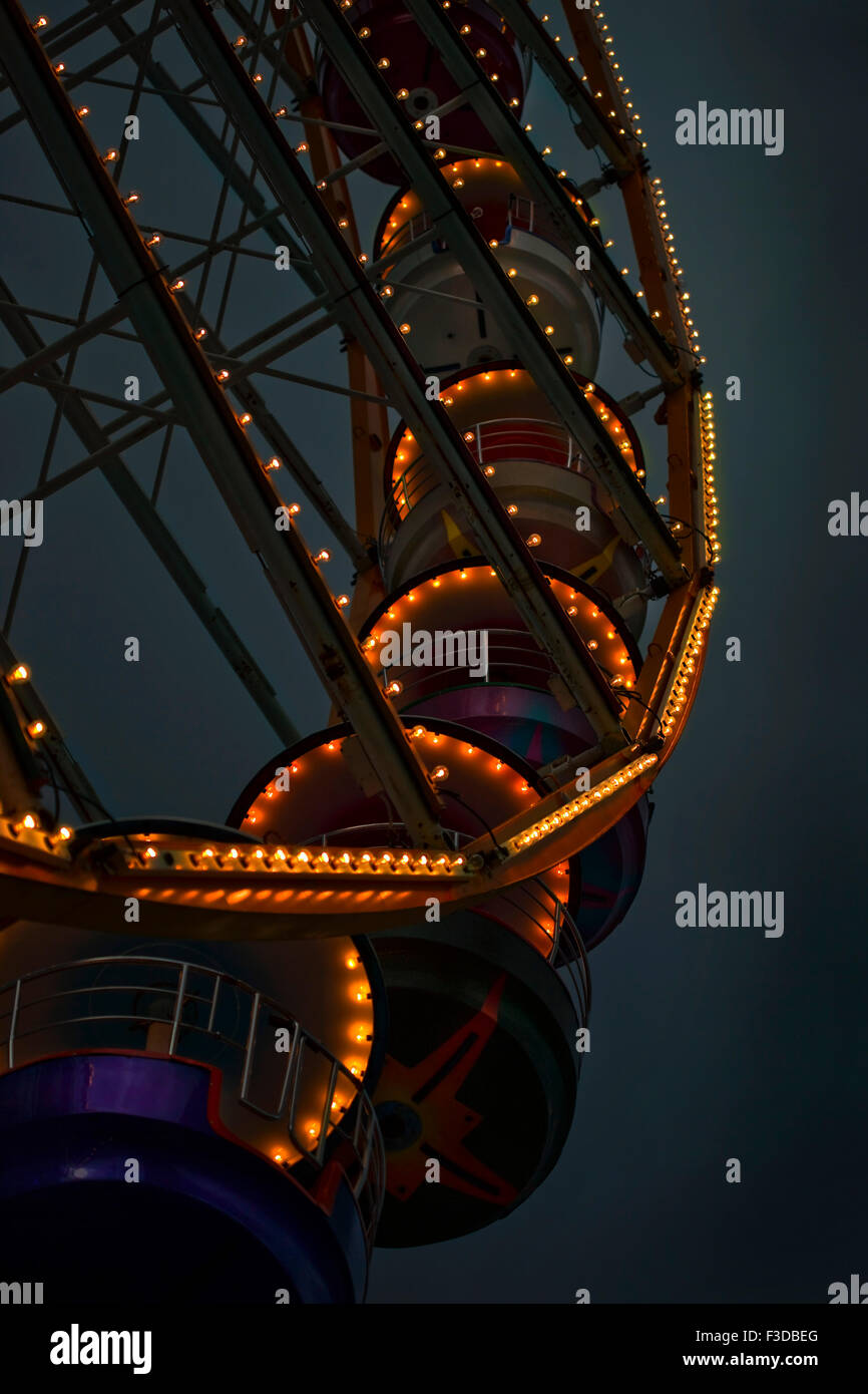 Big wheel pod empty hi-res stock photography and images - Alamy