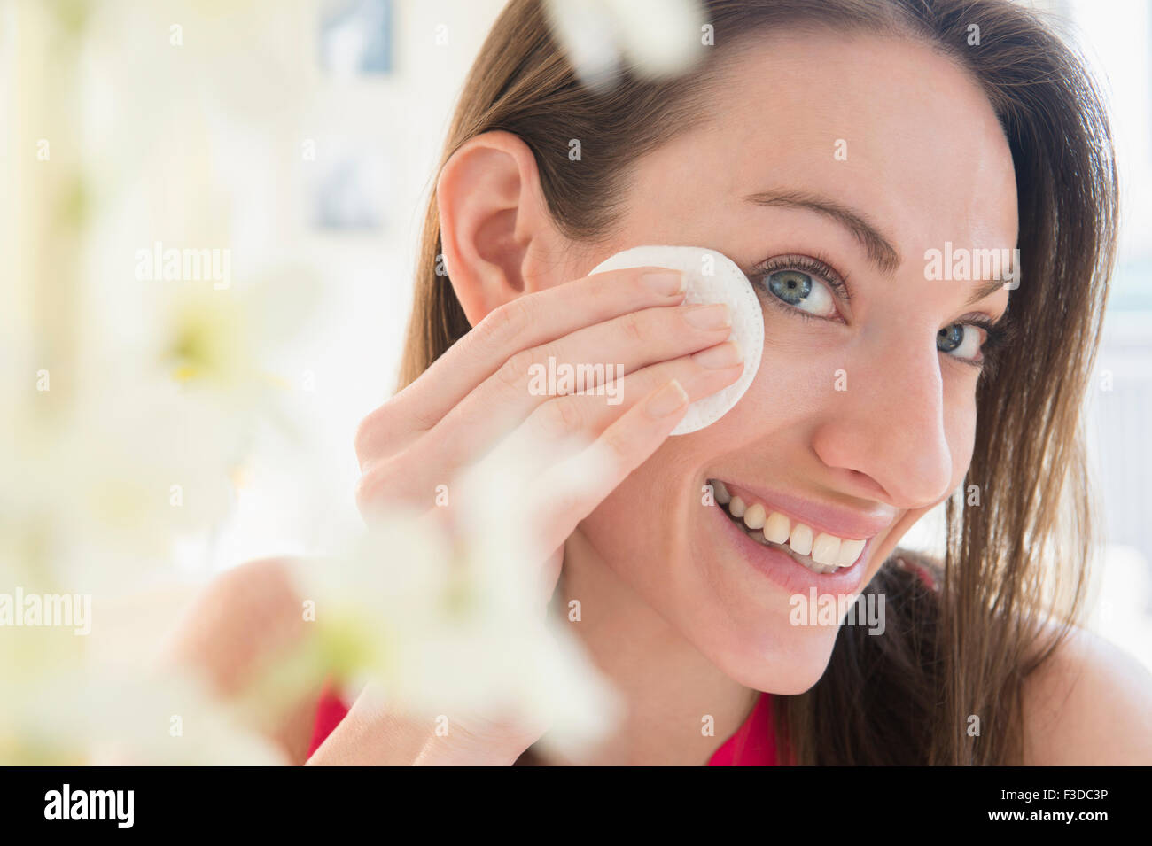 Woman pad hi-res stock photography and images - Alamy