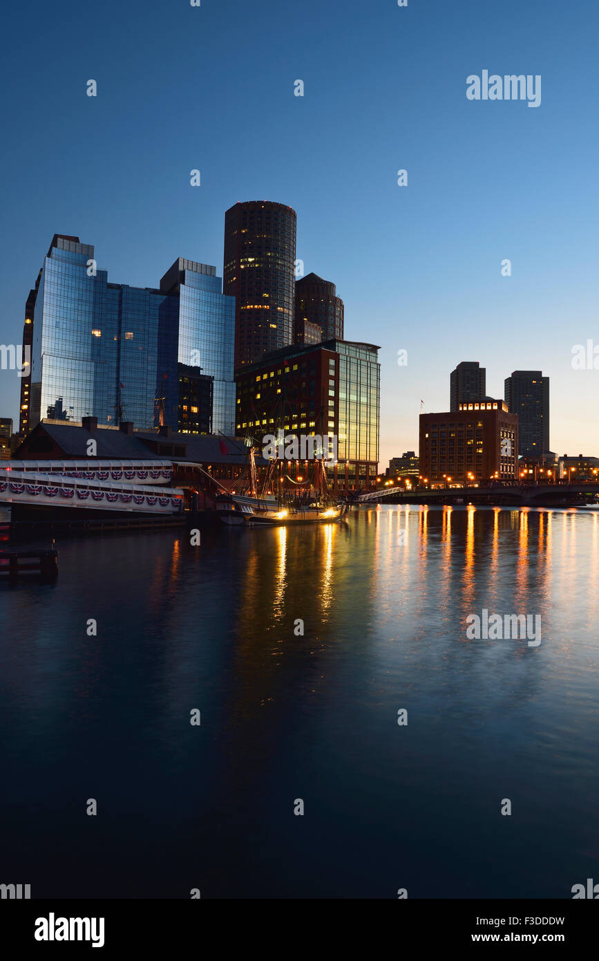 Fort point district hi-res stock photography and images - Alamy