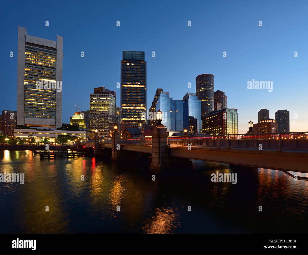 Congress Street Bridge in Fort Point Channel Stock Photo - Alamy