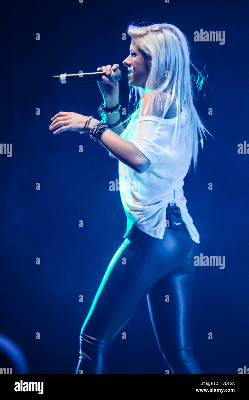 Royal Oak, Michigan, USA. 4th Oct, 2015. ANDIE CASE performing on the ...