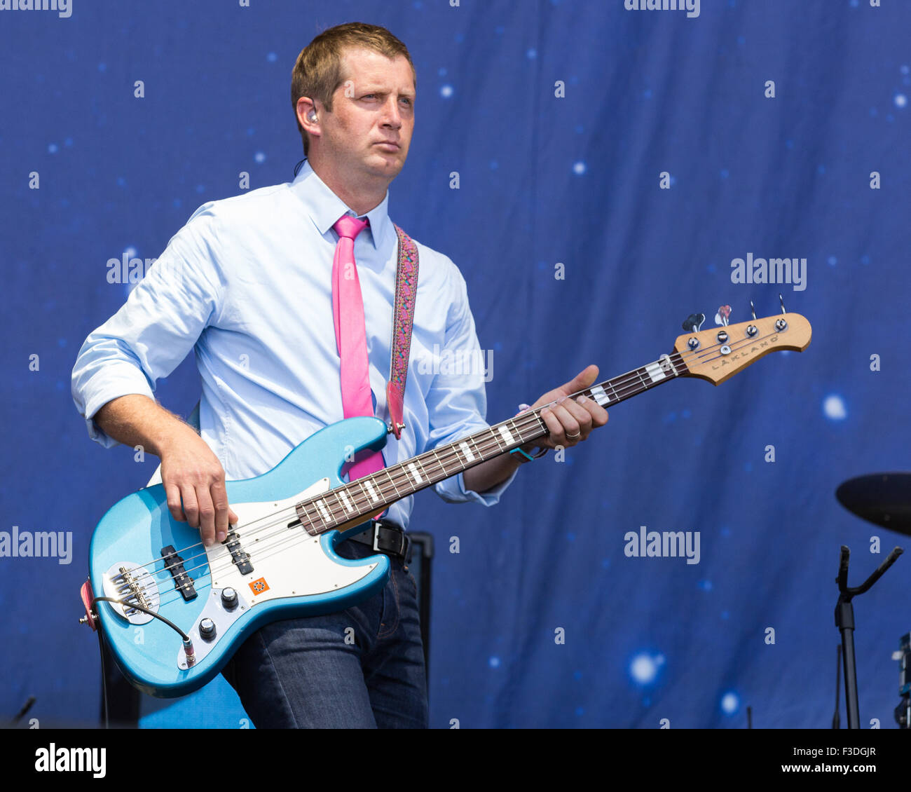 Austin, Texas, USA. 4th Oct, 2015. Bassist NATE QUERY of The ...