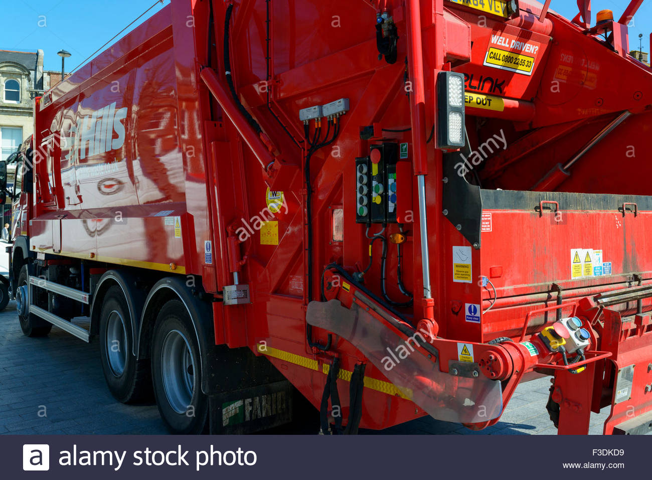 Dustcart Stock Photos & Dustcart Stock Images - Alamy