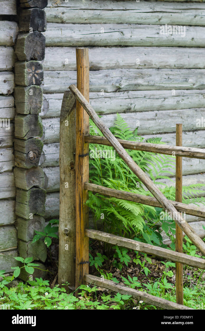 Log gate hi-res stock photography and images - Alamy