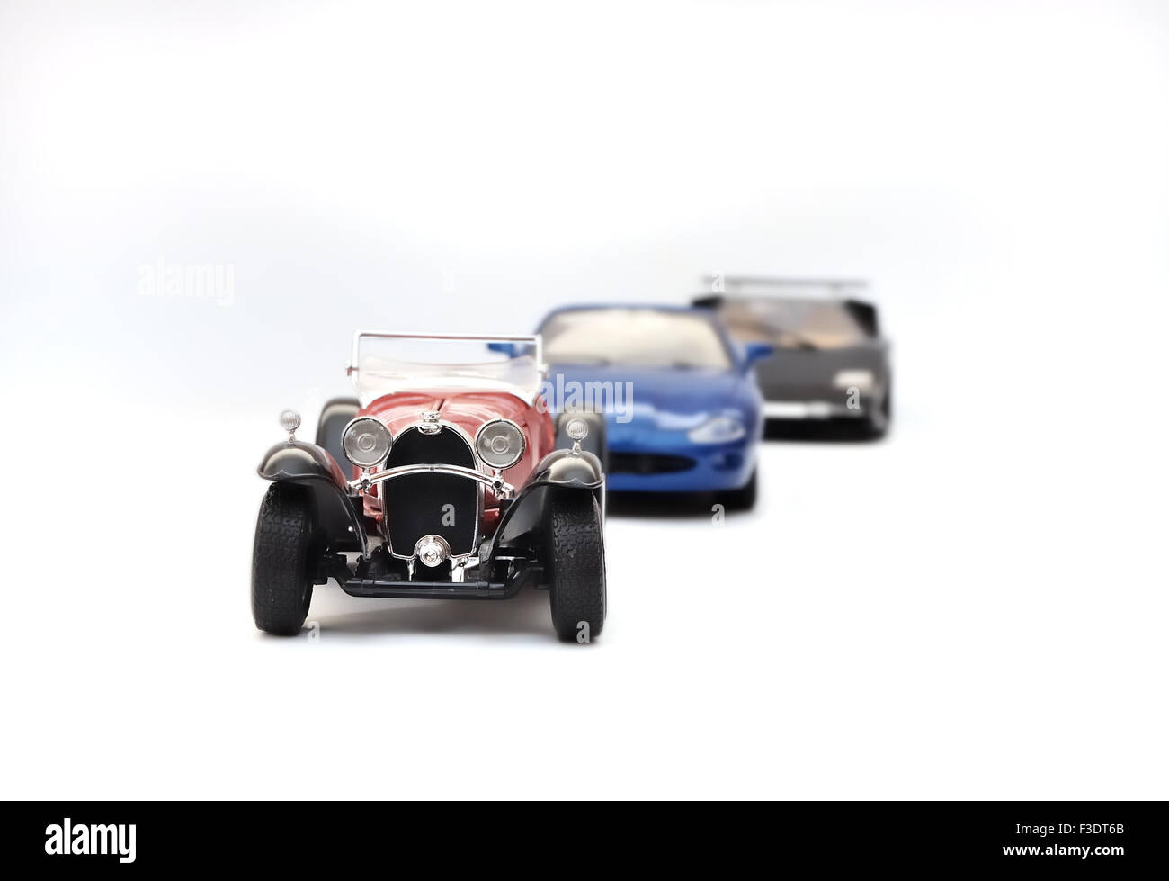 Car side view isolated hi-res stock photography and images - Alamy