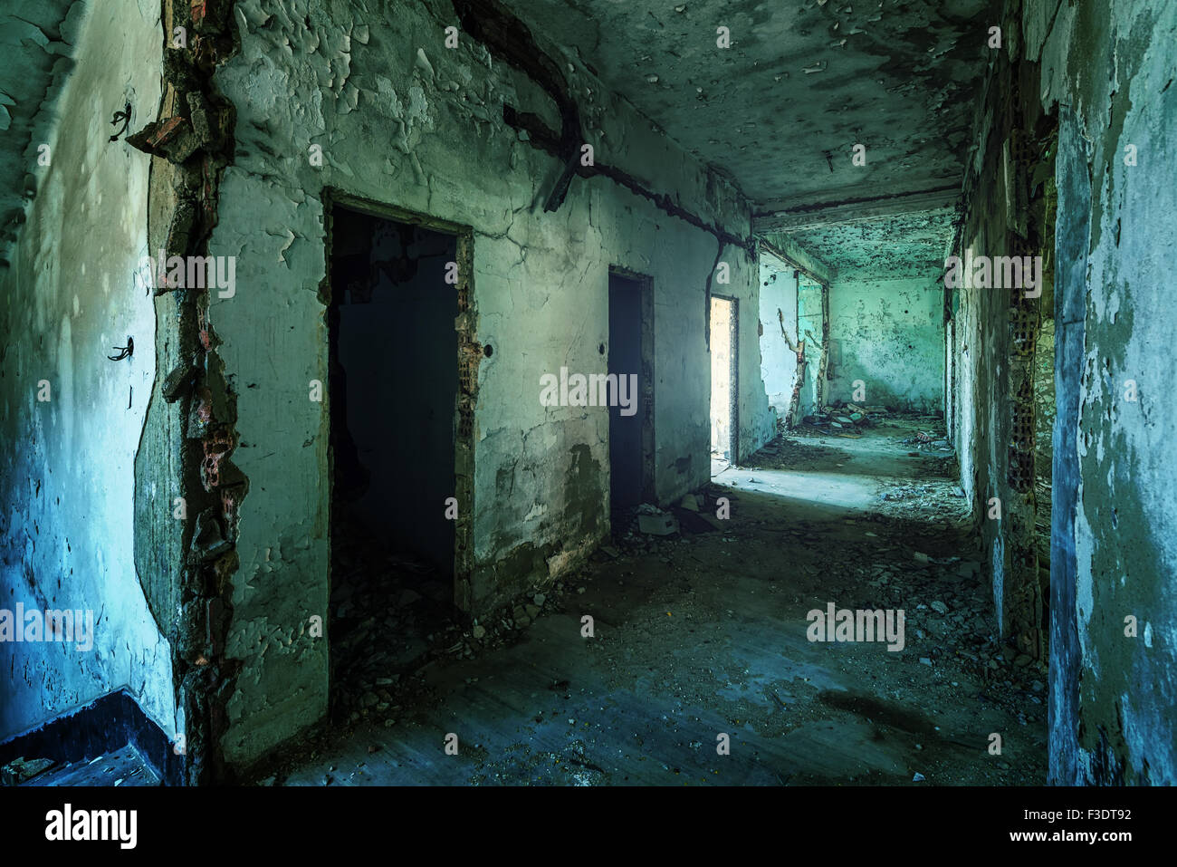 Interior old factory abandoned ruined hi-res stock photography and ...