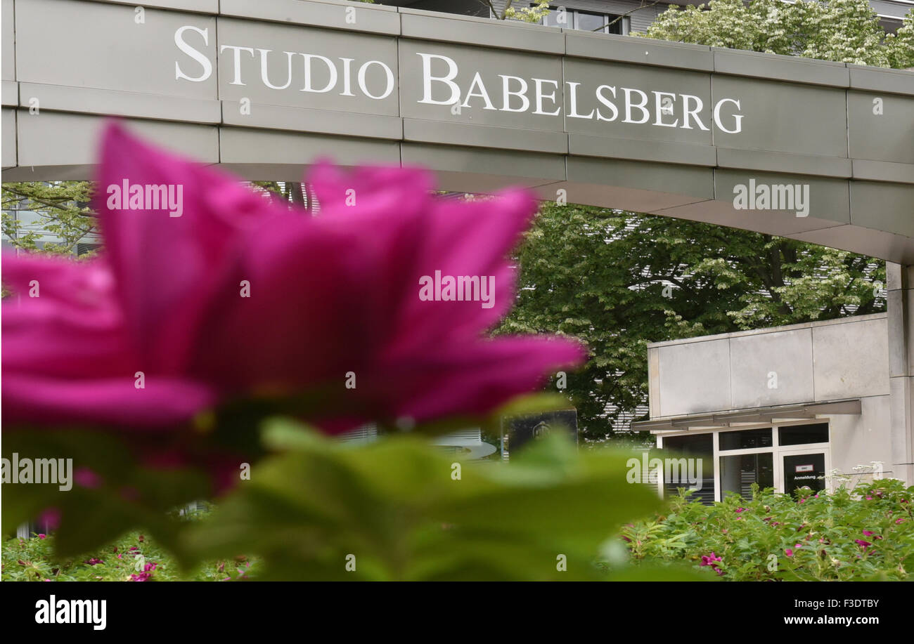 American television series hi-res stock photography and images - Alamy