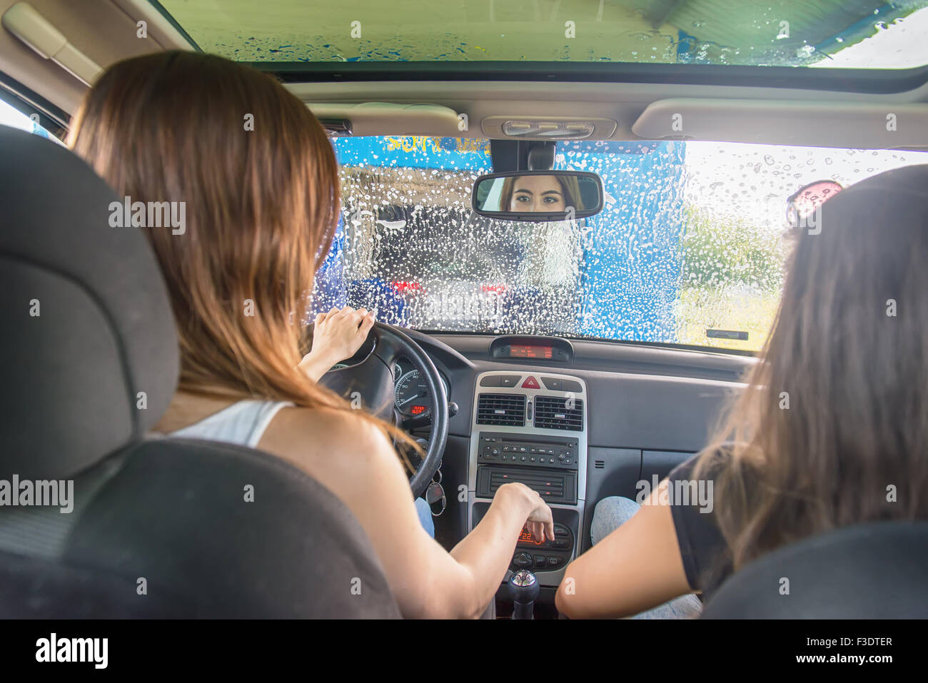 Car splash girl hi-res stock photography and images - Alamy