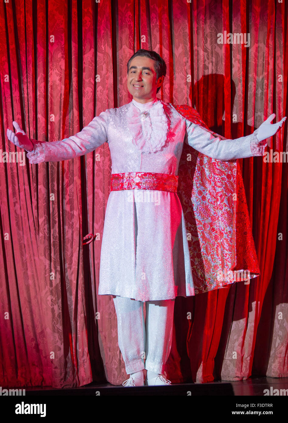 Louis oliver hi-res stock photography and images - Alamy
