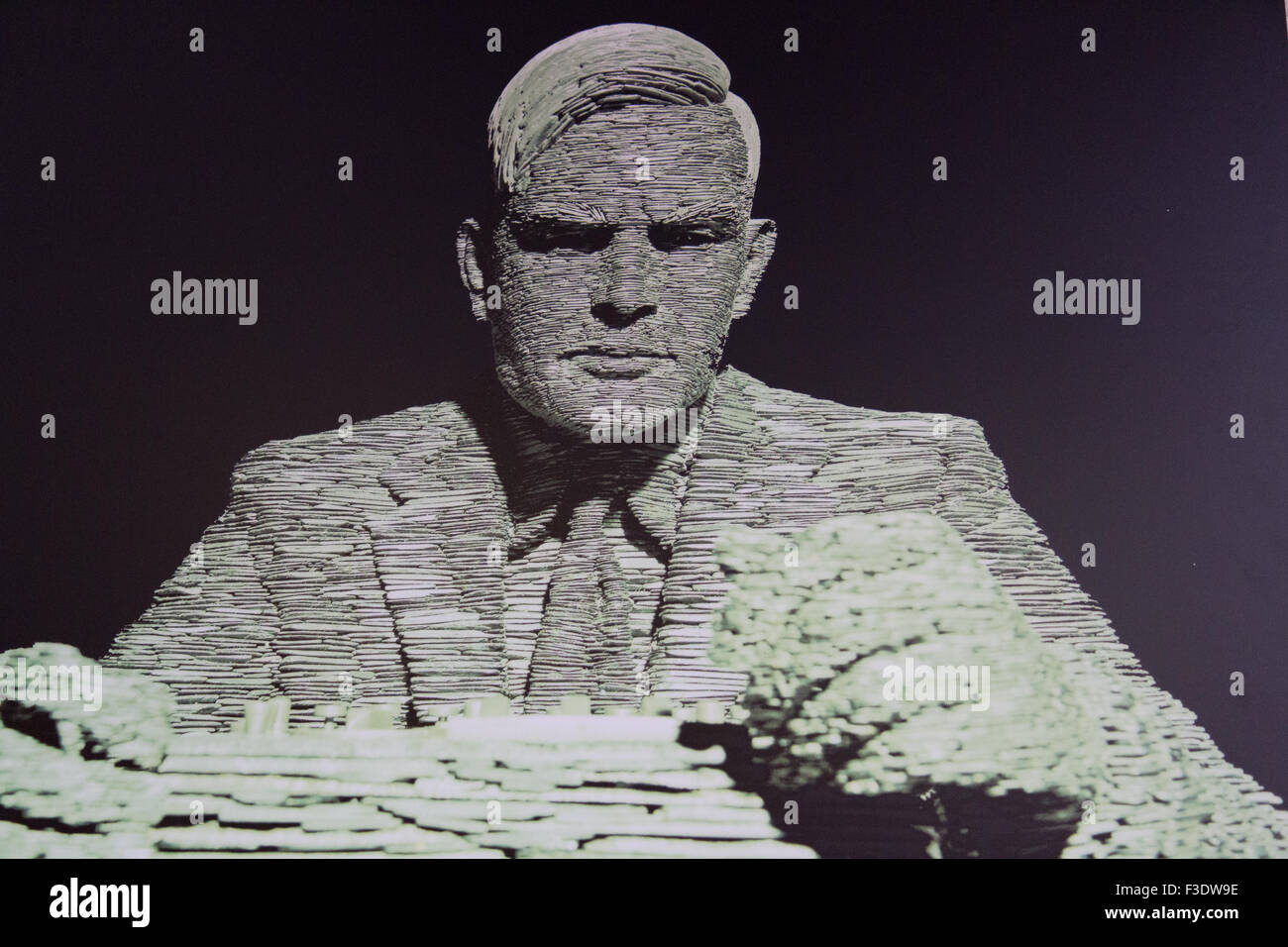 Alan Turing statue at Bletchley Park, Milton Keynes, UK Stock Photo - Alamy