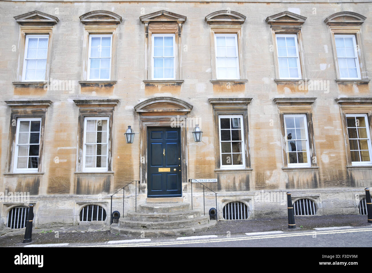 imposing house front Stock Photo - Alamy