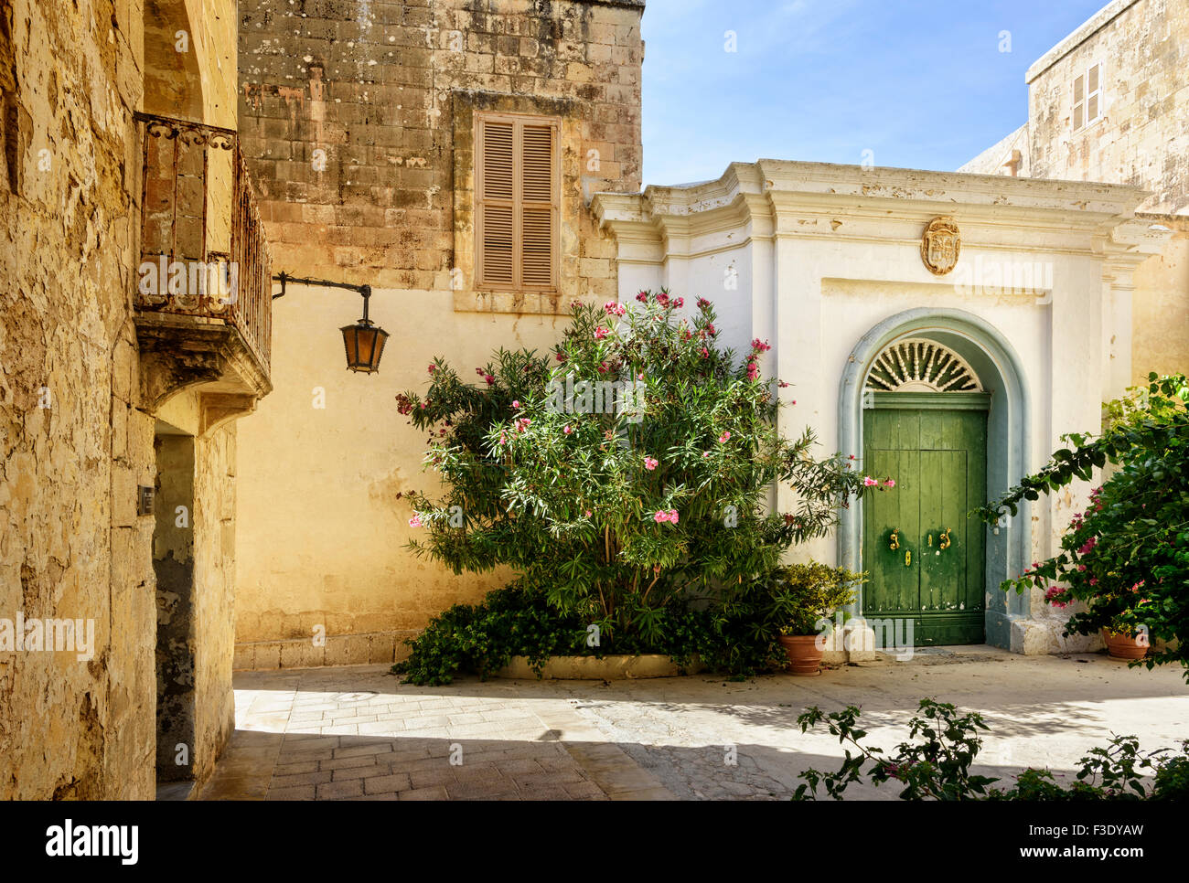 M'dina hi-res stock photography and images - Alamy