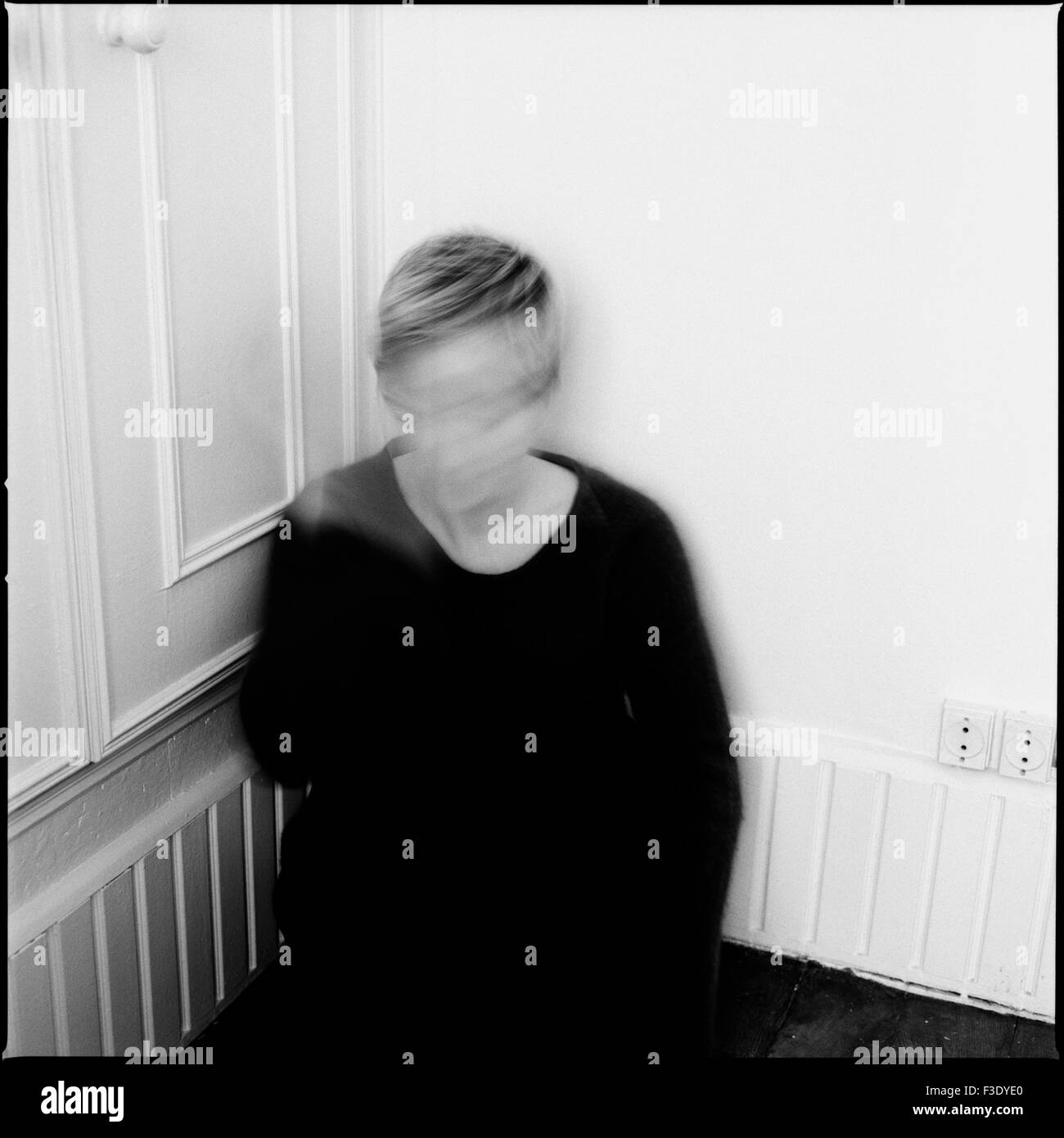 Shaking indoors Black and White Stock Photos & Images - Alamy