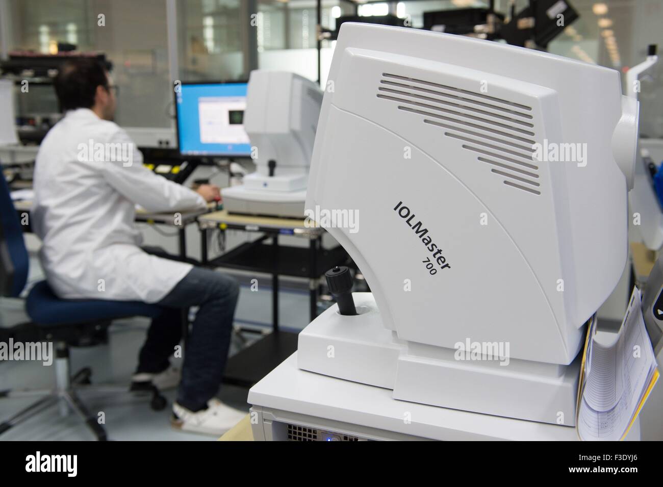 Biometry hi-res stock photography and images - Alamy