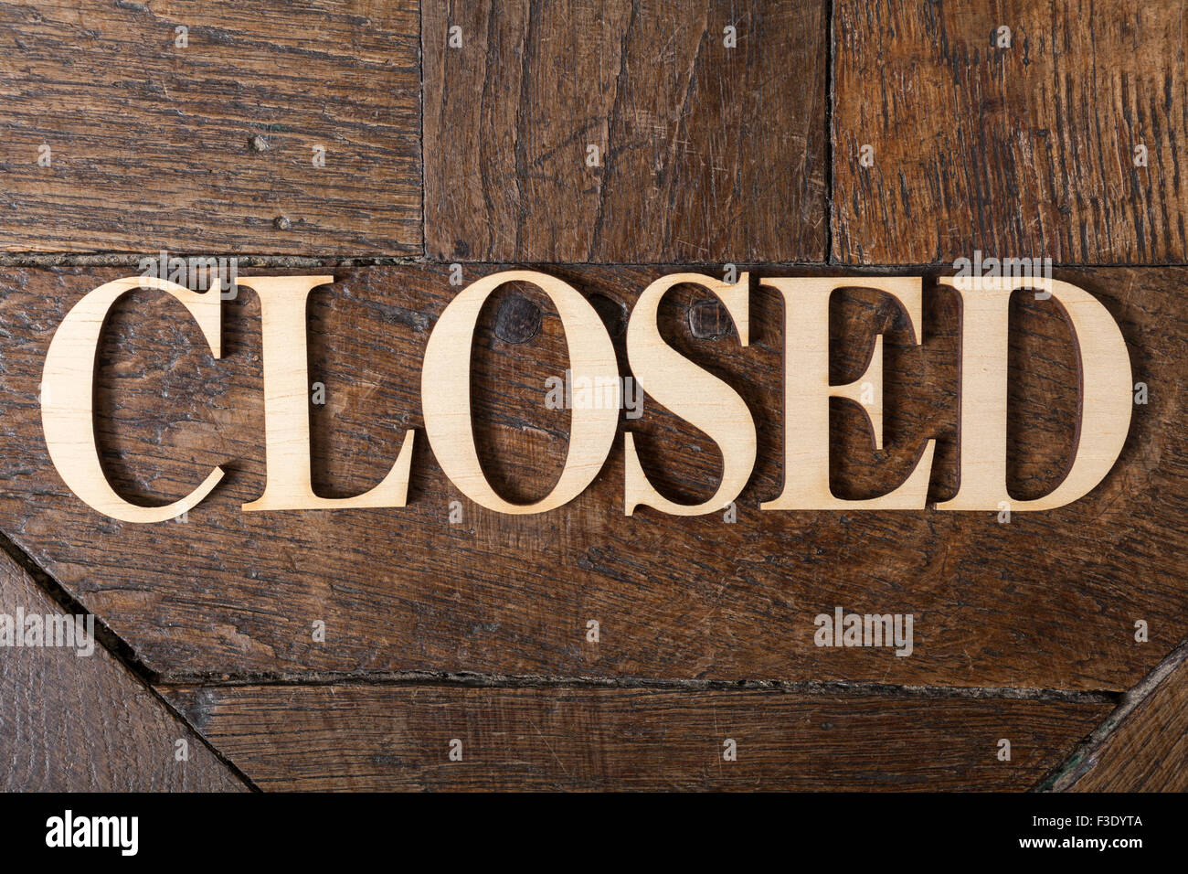 Abc written wooden letters hi-res stock photography and images - Alamy