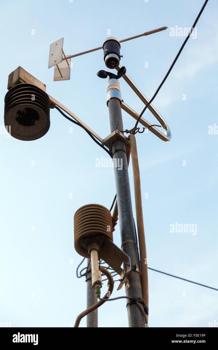 Instruments for measuring atmospheric pollution Stock Photo - Alamy