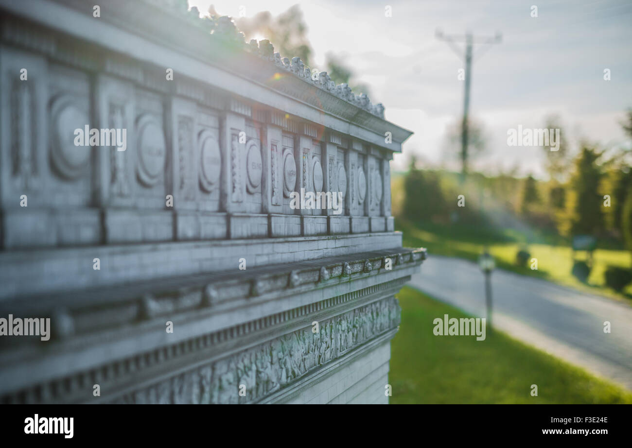 Wail hi-res stock photography and images - Alamy