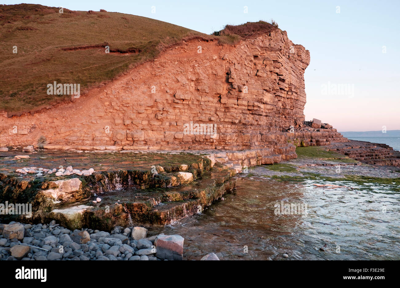 Monknash beach hi-res stock photography and images - Alamy