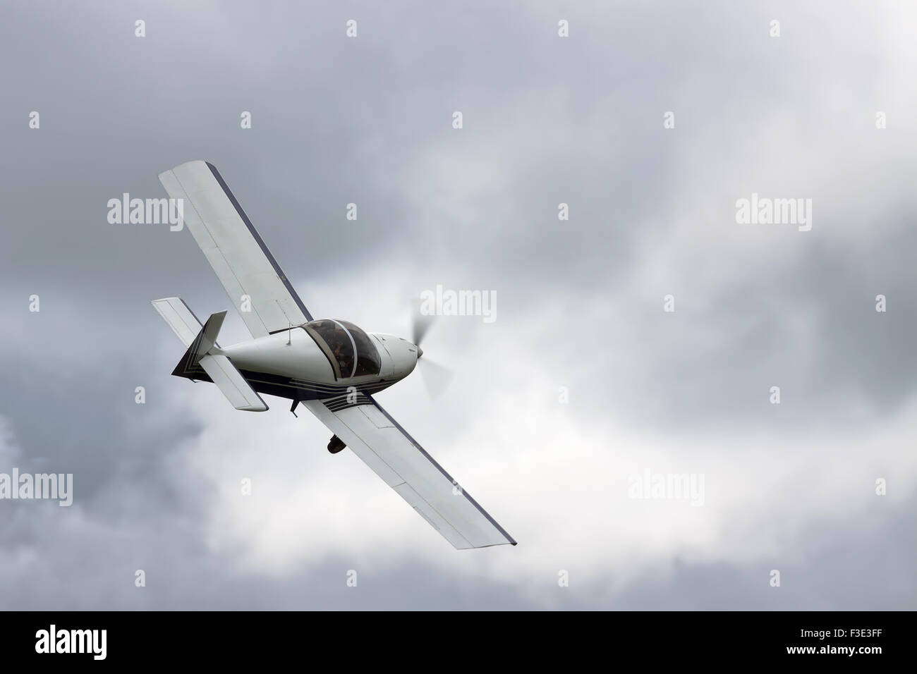 Flying under hi-res stock photography and images - Alamy