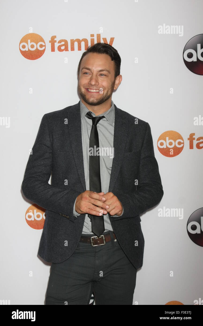 ABC TCA Summer 2015 Party Arrivals Featuring: Jonathan Sadowski Where ...