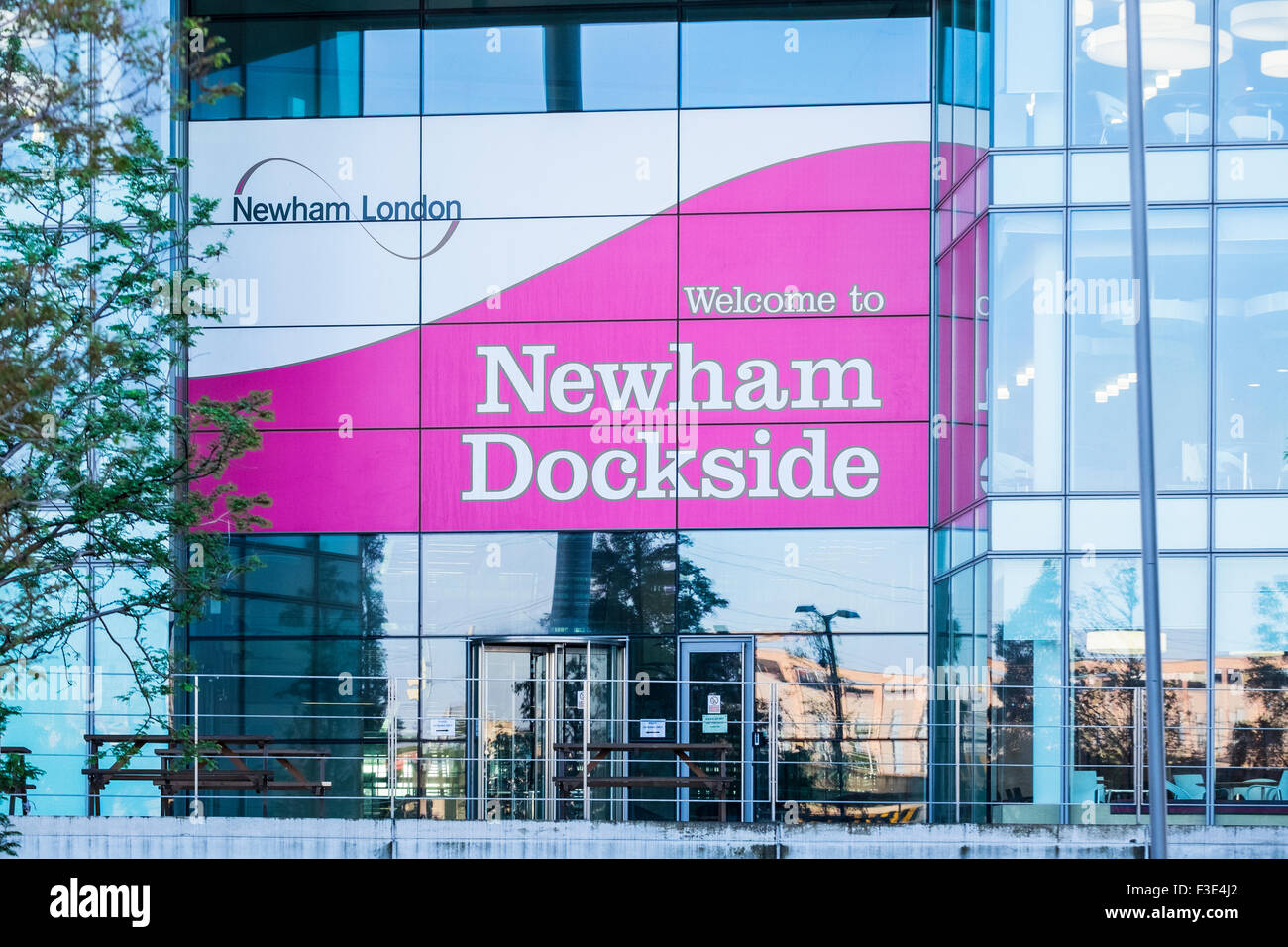 Borough of newham council hi-res stock photography and images - Alamy