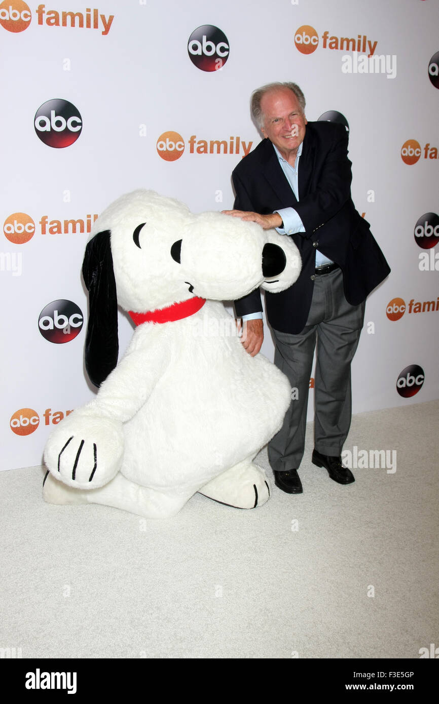 Lee mendelson hi-res stock photography and images - Alamy