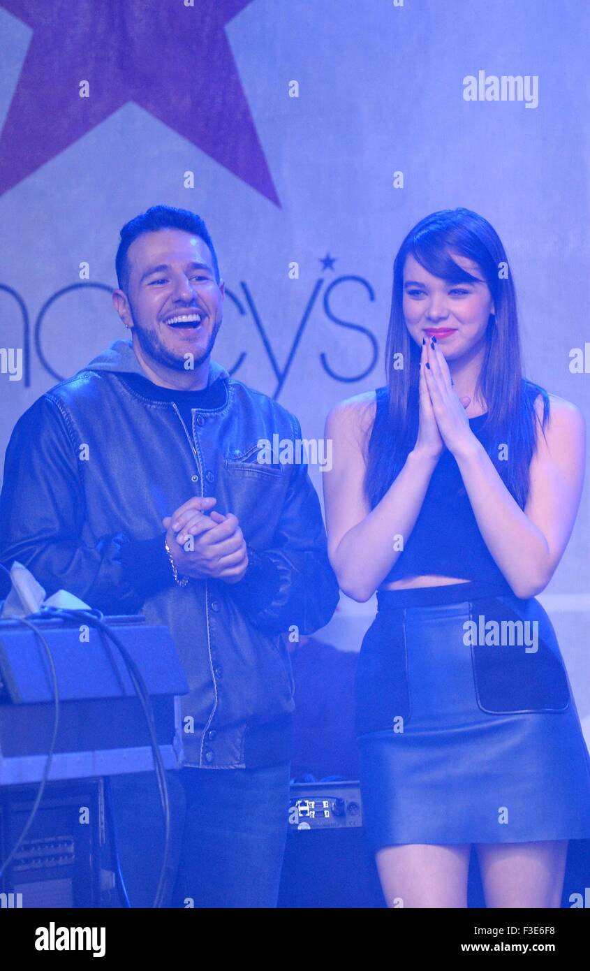 New York, NY, USA. 5th Oct, 2015. Hailee Steinfeld in attendance for ...