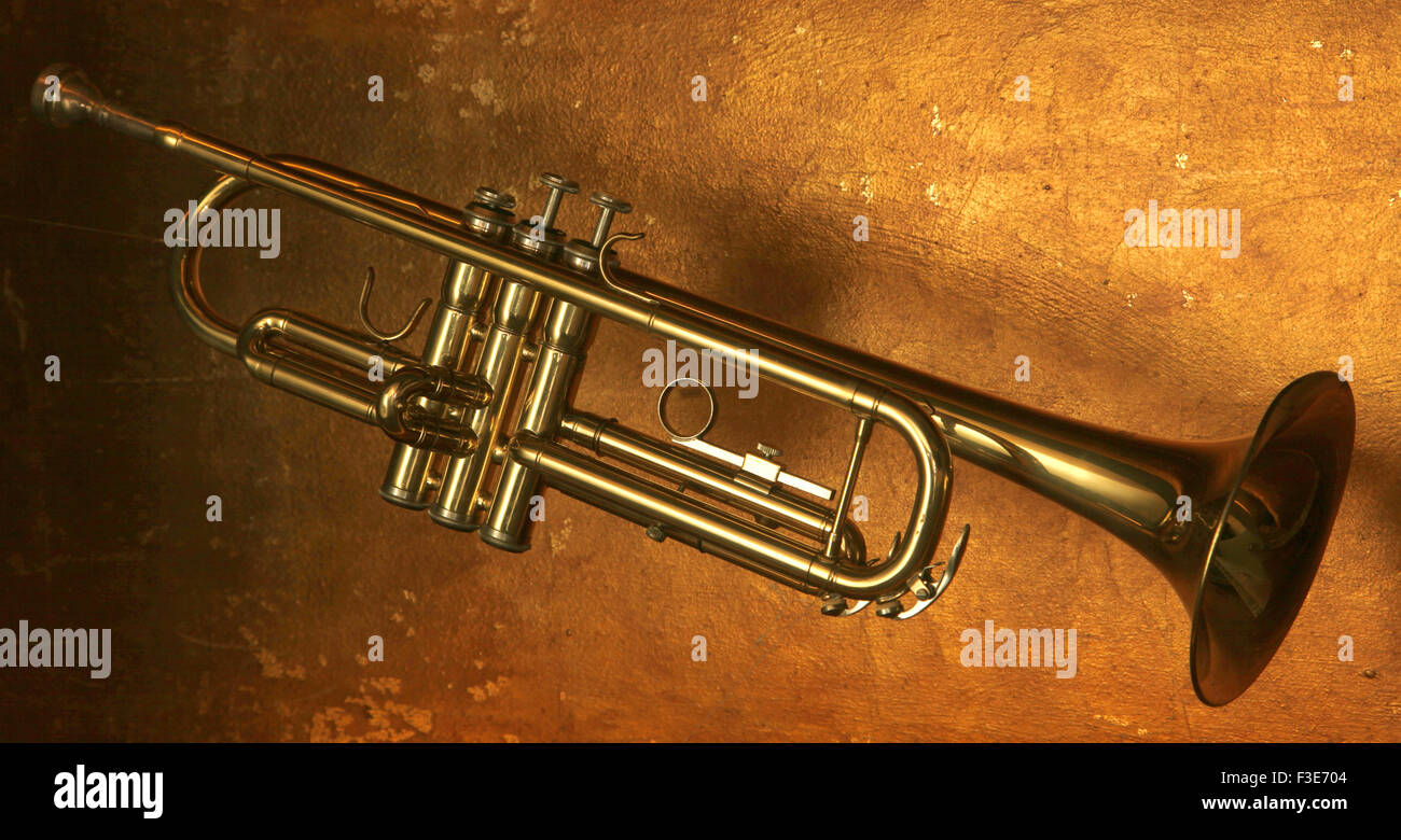 Trumpet pipe hi-res stock photography and images - Alamy