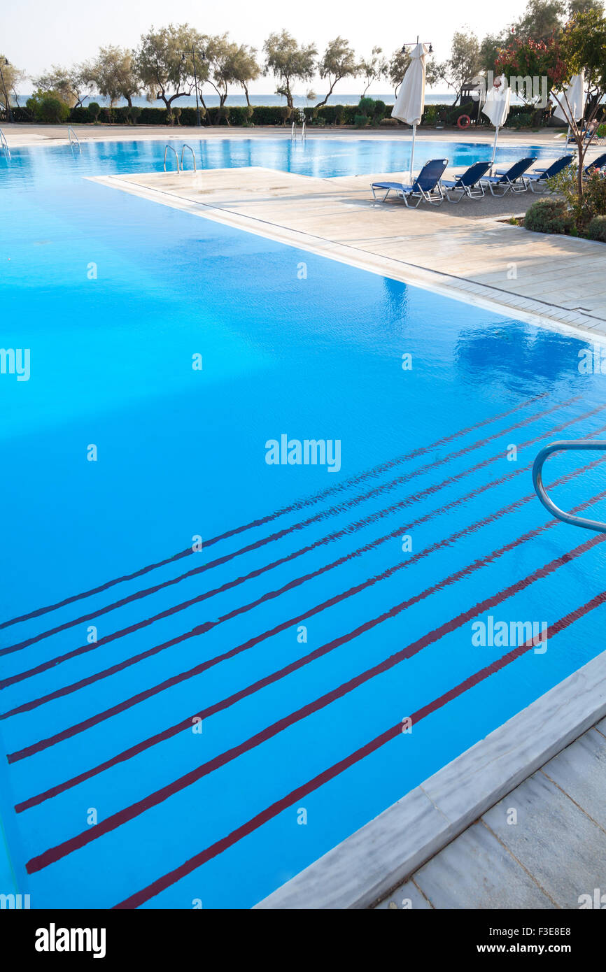 Blue swimming pool luxury hotel hi-res stock photography and images - Alamy