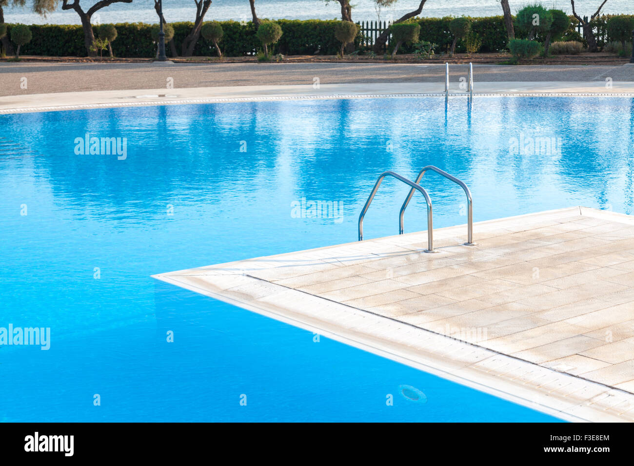 Swimming pool of luxury hotel Stock Photo - Alamy