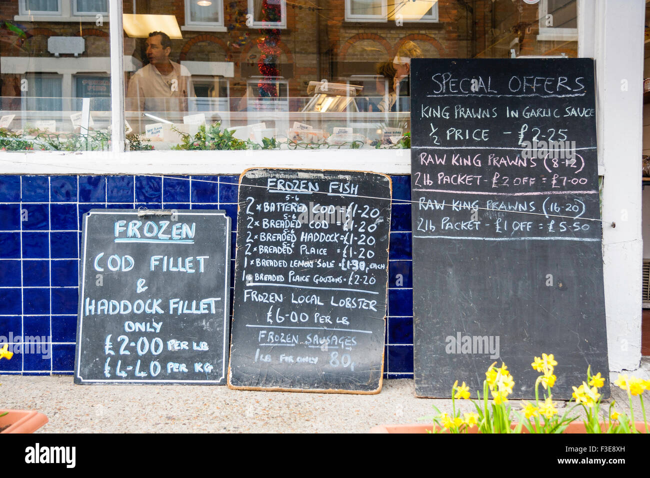Sign outside fishmongers hi-res stock photography and images - Alamy